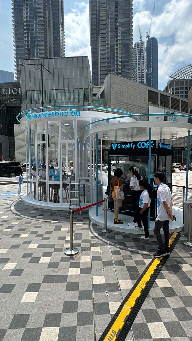 Malaysia's 1st AI Robotic Coffee Kiosk - Kopy Robot Cafe
